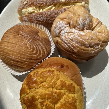 BAKER DUCK - Updated December 2025 - 40 Photos - 1571 Sandhurst Circle ...