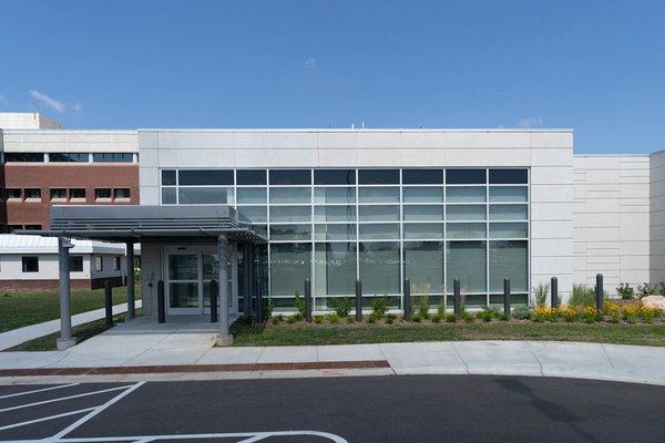 MINNEAPOLIS VA HEALTH CARE SYSTEM - Updated September 2025 - 23 Photos ...