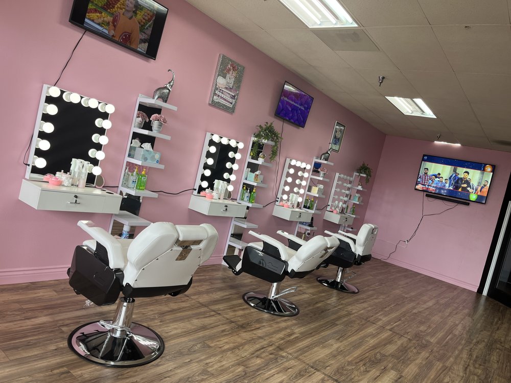 DOLLS BEAUTY BAR - Updated May 2024 - 6033 N Figarden Dr, Fresno ...
