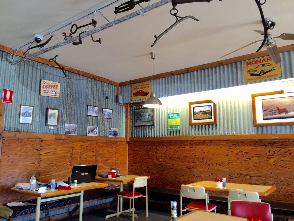 CORRUGATED CAFE - Updated October 2025 - Old Oak Milk Bar, Peats Ridge ...