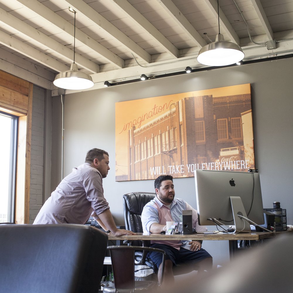 REAL GRAPHICS - Updated October 2025 - 29 Photos - 417 E Lufkin Ave ...