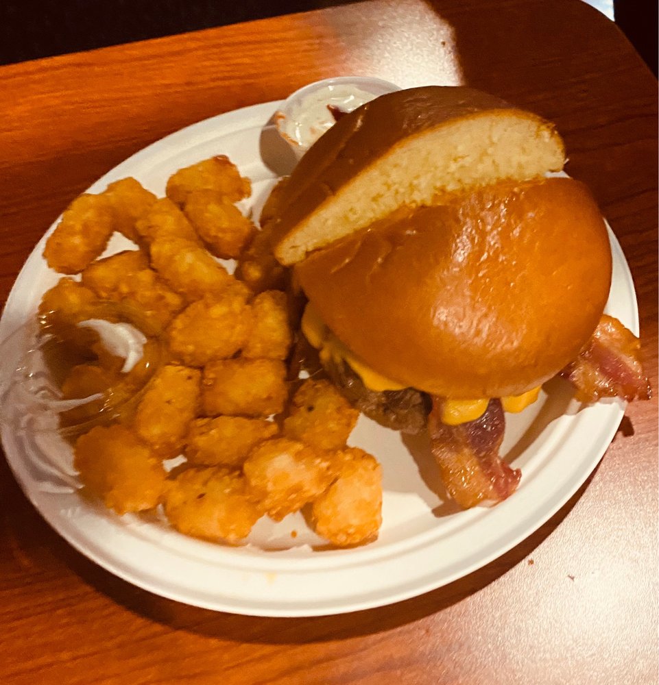 SHOOTERS HEMET - Updated October 2025 - 67 Photos & 49 Reviews - 121 E ...