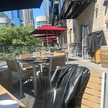 PINSTRIPES - Updated September 2024 - 940 Photos & 767 Reviews - 435 E ...