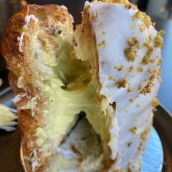 GODFREY’S BAKERY AND CAFE - Updated March 2025 - 596 Photos & 214 ...