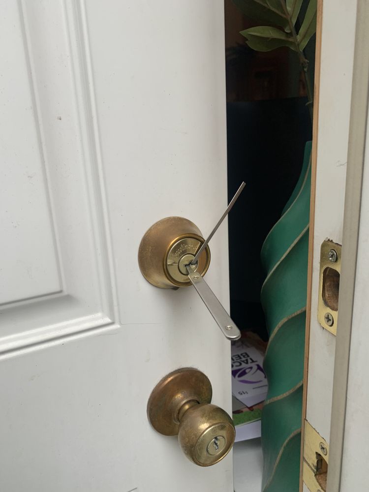 ISLAND LOCK KING - Updated May 2026 - 15 Photos & 14 Reviews - Babylon ...
