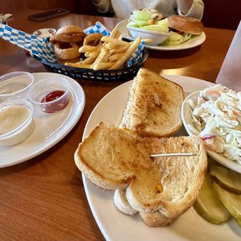 PATYS RESTAURANT - Updated August 2024 - 520 Photos & 895 Reviews ...