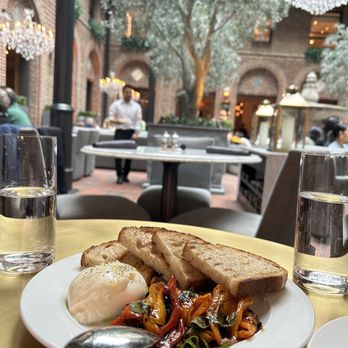 3 ARTS CLUB CAFE AT RH CHICAGO - Updated May 2024 - 4265 Photos & 1547 ...