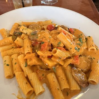 GIARDINO - Updated December 2025 - 235 Photos & 191 Reviews - 2503 ...