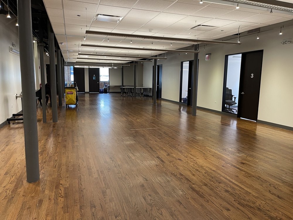 CHICAGO PUBLIC LIBRARY - WEST LOOP - Updated December 2025 - 28 Photos ...