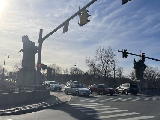 THE FROG BRIDGE - Updated January 2025 - 28 Photos - South St ...