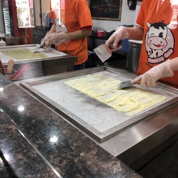 FREEZING COW - Updated December 2025 - 141 Photos & 118 Reviews - 7025 ...