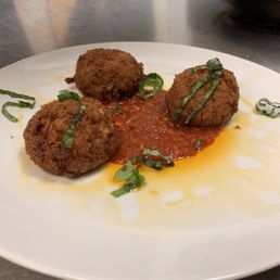 FIORI - Updated October 2025 - 208 Photos & 302 Reviews - 1221 Flower ...