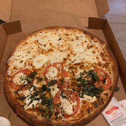 MAGAZINE PIZZA - Updated December 2025 - 413 Photos & 791 Reviews ...