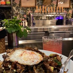 FINCH - Updated July 2024 - 995 Photos & 760 Reviews - 32395 Clinton ...