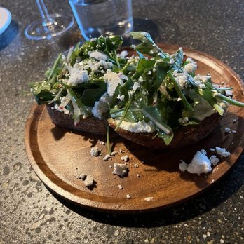 ELLINOR - Updated October 2025 - 68 Photos & 31 Reviews - 1016 E ...