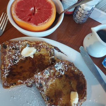 LIGHTHOUSE CAFE - Updated January 2026 - 334 Photos & 565 Reviews ...