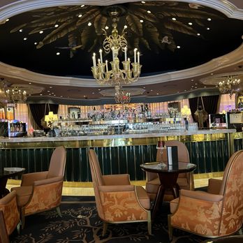 OVERLOOK LOUNGE, APERITIFS & SPIRITS - Updated November 2024 - 849 ...