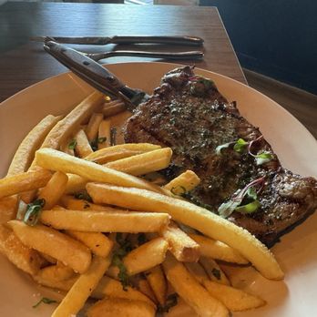 BLUE TUBA - Updated August 2024 - 50 Photos & 20 Reviews - 350 W 19th ...