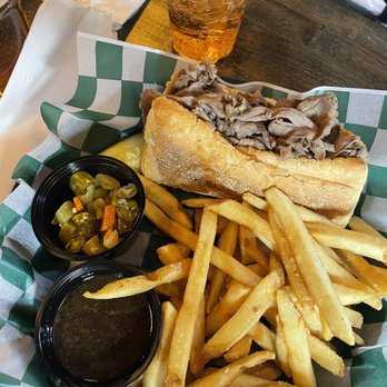 LIZZIE MCNEILL’S IRISH PUB - Updated July 2024 - 165 Photos & 303 ...