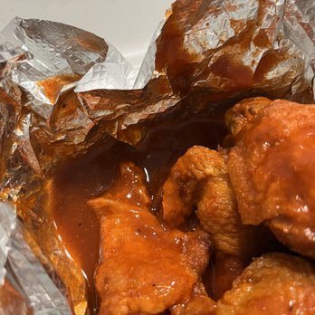 WINGS 87 - Updated January 2025 - 153 Photos & 154 Reviews - 3729 W ...