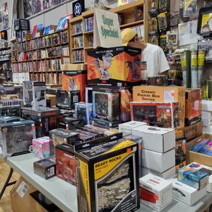 MAGIC BOX HOBBIES - 26 Photos & 30 Reviews - 2105 37th Avenue W ...