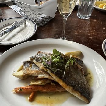 LYON HALL - Updated January 2025 - 885 Photos & 1084 Reviews - 3100 ...