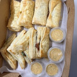 AKE’LARRY - Updated August 2025 - 278 Photos & 157 Reviews - 2821 E ...