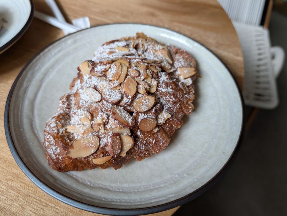 LES DEUX AMIS - Updated January 2026 - 66 Photos & 26 Reviews - 1288 ...