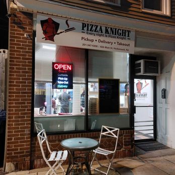 PIZZA KNIGHT - Updated December 2025 - 111 Photos & 73 Reviews - 826 ...