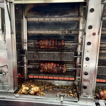 ROLI ROTI GOURMET ROTISSERIE - Updated December 2025 - 2128 Photos ...