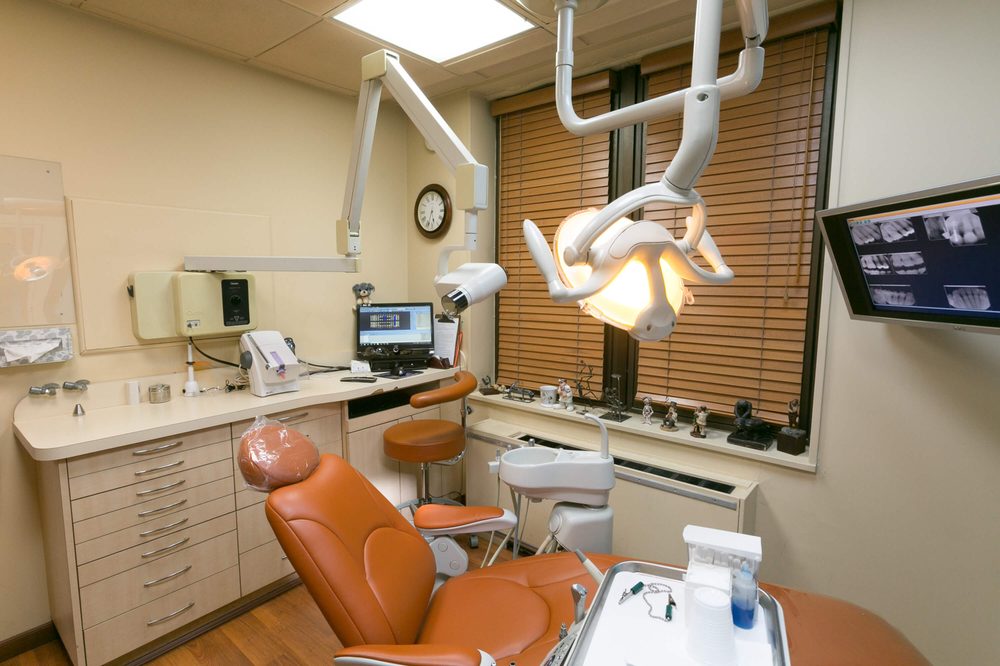 DR. AARONSON & ASSOCIATES - Updated July 2025 - 32 Reviews - 305 E 55th ...