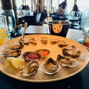 SIX SEVEN RESTAURANT - Updated December 2024 - 2141 Photos & 1328 ...