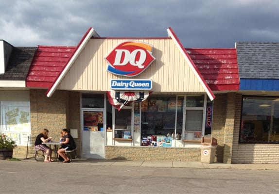 DAIRY QUEEN LTD BRAZIER - Updated August 2025 - 305 S James St ...