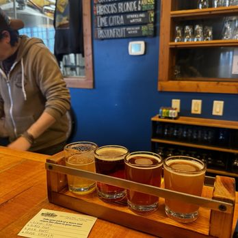 BITTER ROOT BREWING - Updated August 2025 - 128 Photos & 186 Reviews ...