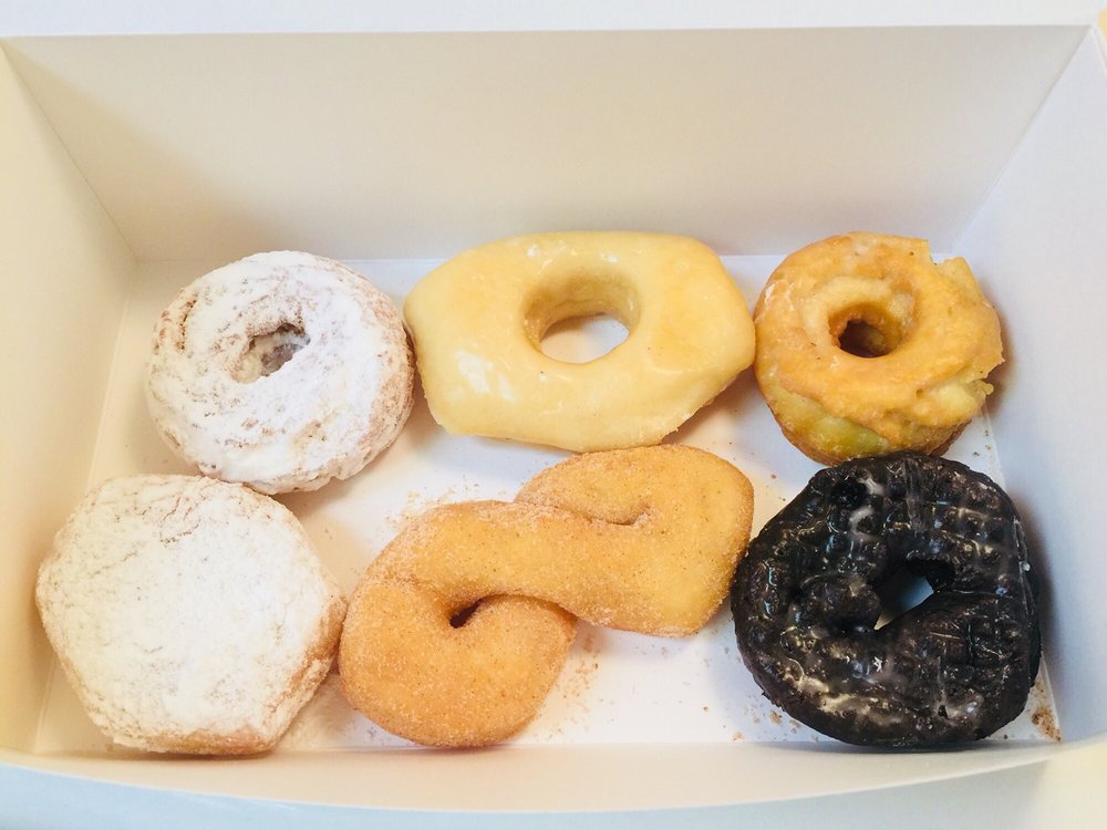 KRUMPE’S DO-NUT SHOP - 89 Photos & 199 Reviews - Bakeries - 912 ...