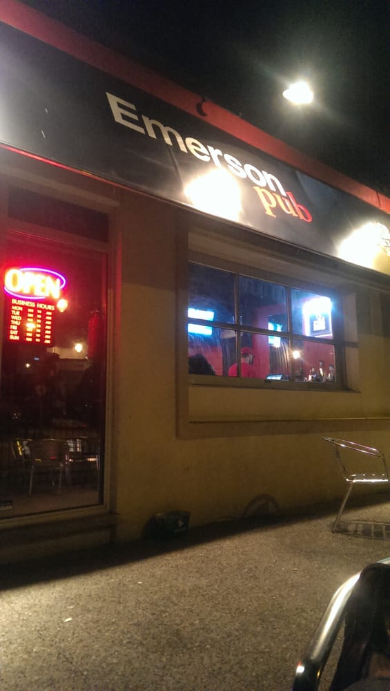 EMERSON PUB - Updated December 2025 - 109 Emerson Street, Hamilton ...