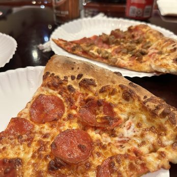 ROMA’S PIZZA - Updated January 2025 - 89 Photos & 157 Reviews - 233 ...