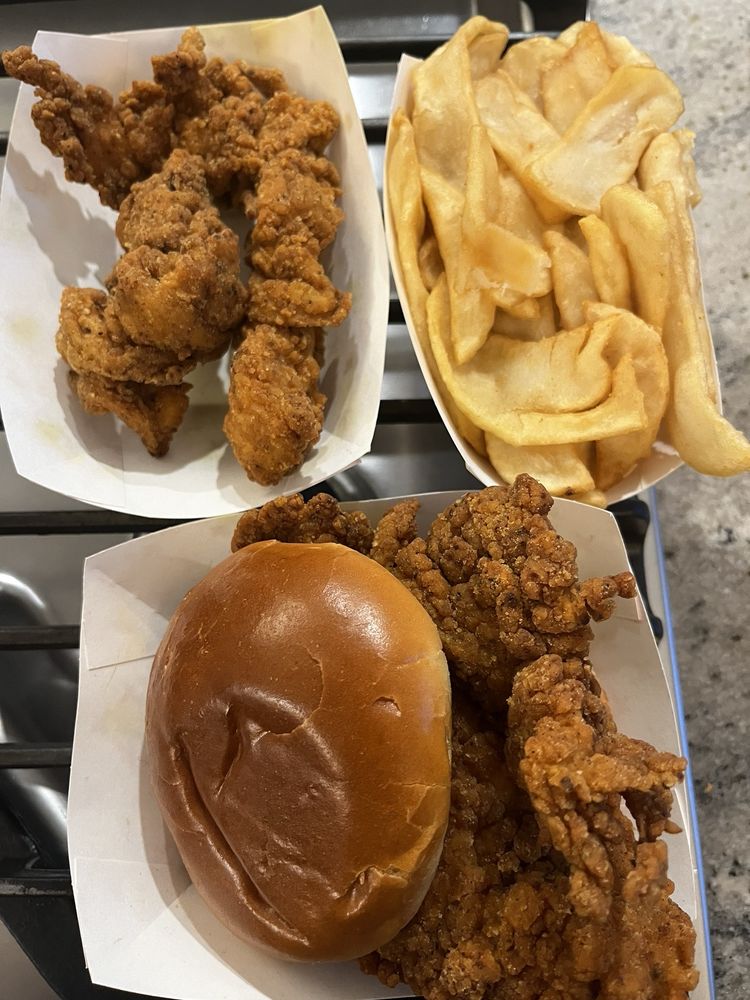 BIG CHICKEN - Updated July 2024 - 12 Reviews - 11476 N Linden Rd, Clio ...