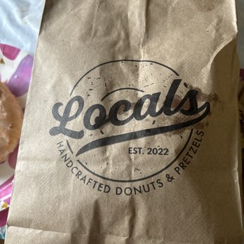 LOCALS DONUTS - Updated July 2025 - 26 Photos & 19 Reviews - 2272 ...