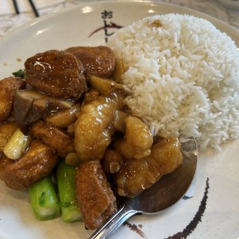 ZHEN RESTAURANT - Updated May 2025 - 268 Photos & 79 Reviews - 121 El ...