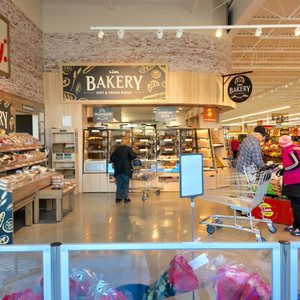 DOVER AFB COMMISSARY - Updated October 2025 - 268 Galaxy St, Dover ...