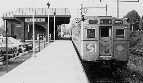 WARMINSTER TRAIN STATION - Updated December 2025 - 13 Photos ...