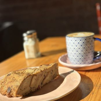 CRISPY HEAVEN BAKERY - 192 Photos & 93 Reviews - 38 Grand St, New York ...