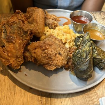 TWISTED SOUL COOKHOUSE & POURS - 1420 Photos & 854 Reviews - 1133 Huff ...