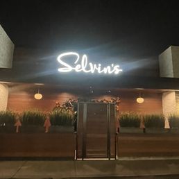 SELVIN’S RESTAURANT & LOUNGE - Updated March 2025 - 643 Photos & 226 ...