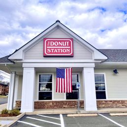 THE DONUT STATION - Updated August 2025 - 82 Photos & 57 Reviews - 486 ...
