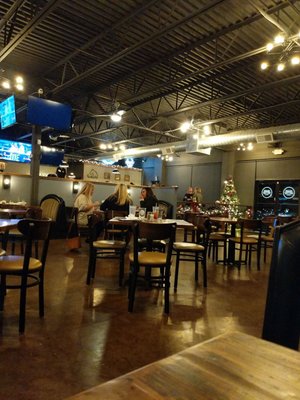 BARREL HEADS - 44 Photos & 22 Reviews - 19904 Augusta Dr, Lawrenceburg ...