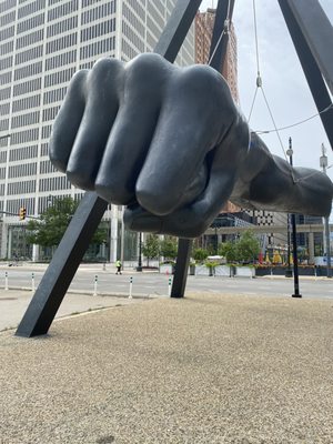 MONUMENT TO JOE LOUIS - Updated July 2025 - 56 Photos & 20 Reviews - 5 ...