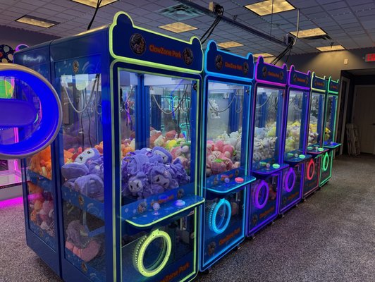 CLAWZONE PARK - Updated December 2025 - 29 Photos & 19 Reviews - 7700 W ...