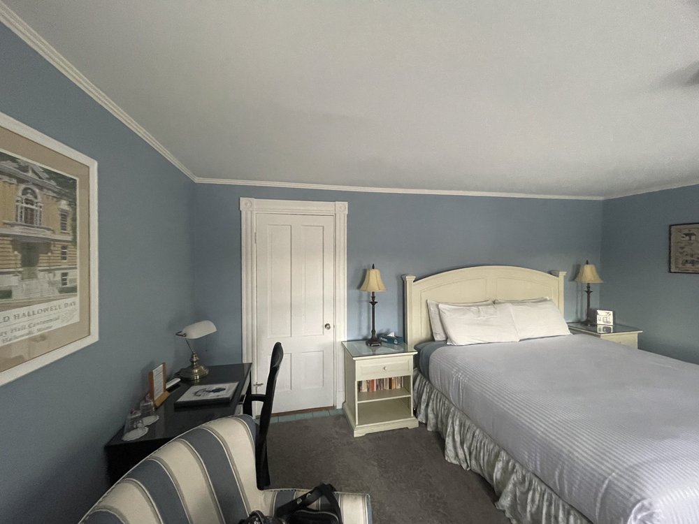 MAPLE HILL FARM INN & CONFERENCE CENTER - Updated July 2024 - 80 Photos ...